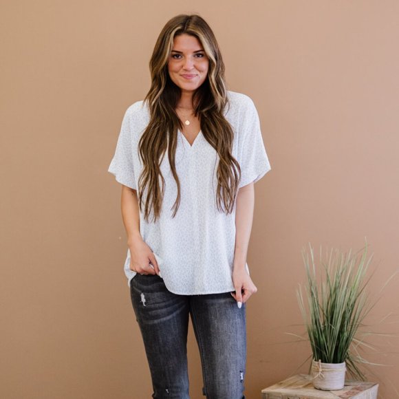 JODIFL | Tops | Jodifl Subtly Chic Full Size Run Leopard Print Blouse ...